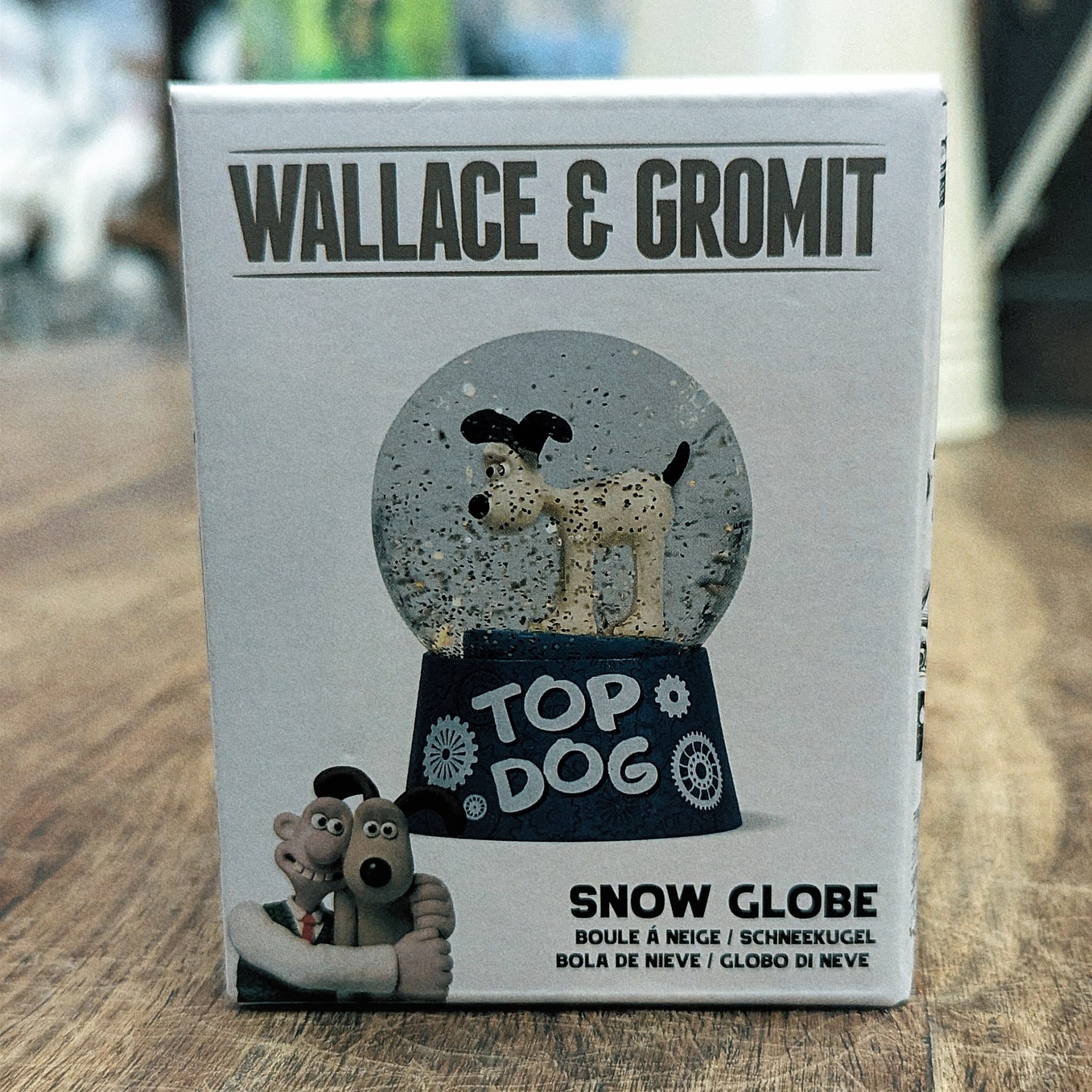 Wallace & Gromit Gromit Top Dog Snow Globe – Pleasure Beach Resort ...