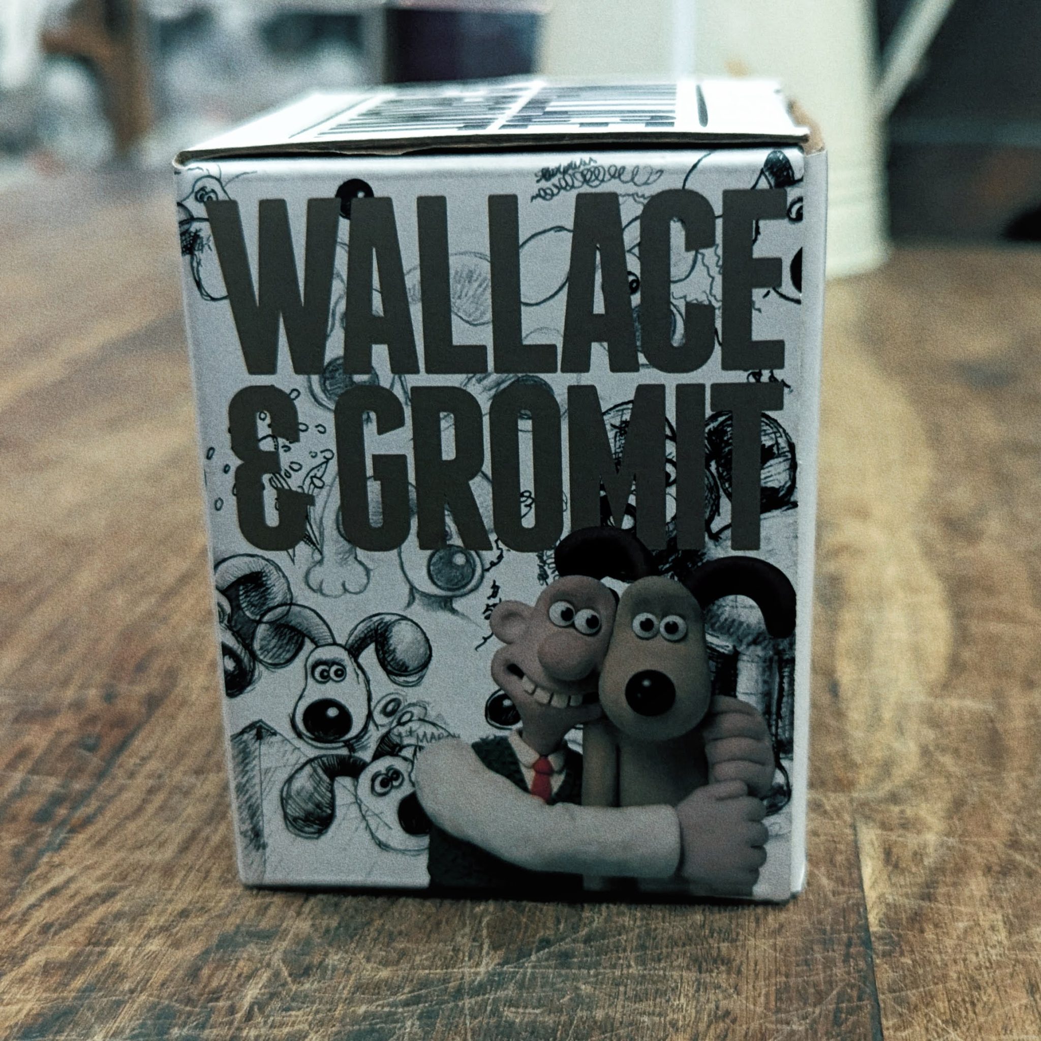 Wallace & Gromit Gromit Top Dog Snow Globe – Pleasure Beach Resort ...